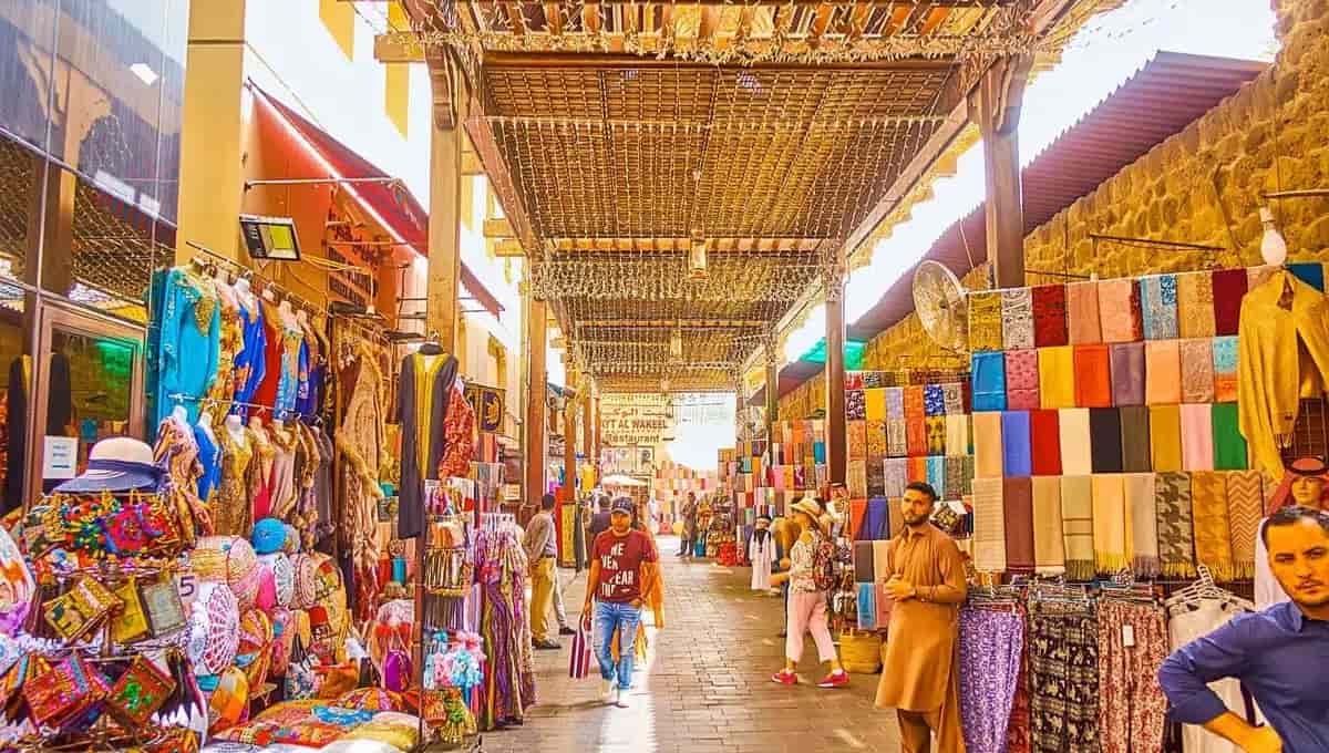 Top 10 Souks in Dubai, UAE | Traditional Shopping Experience